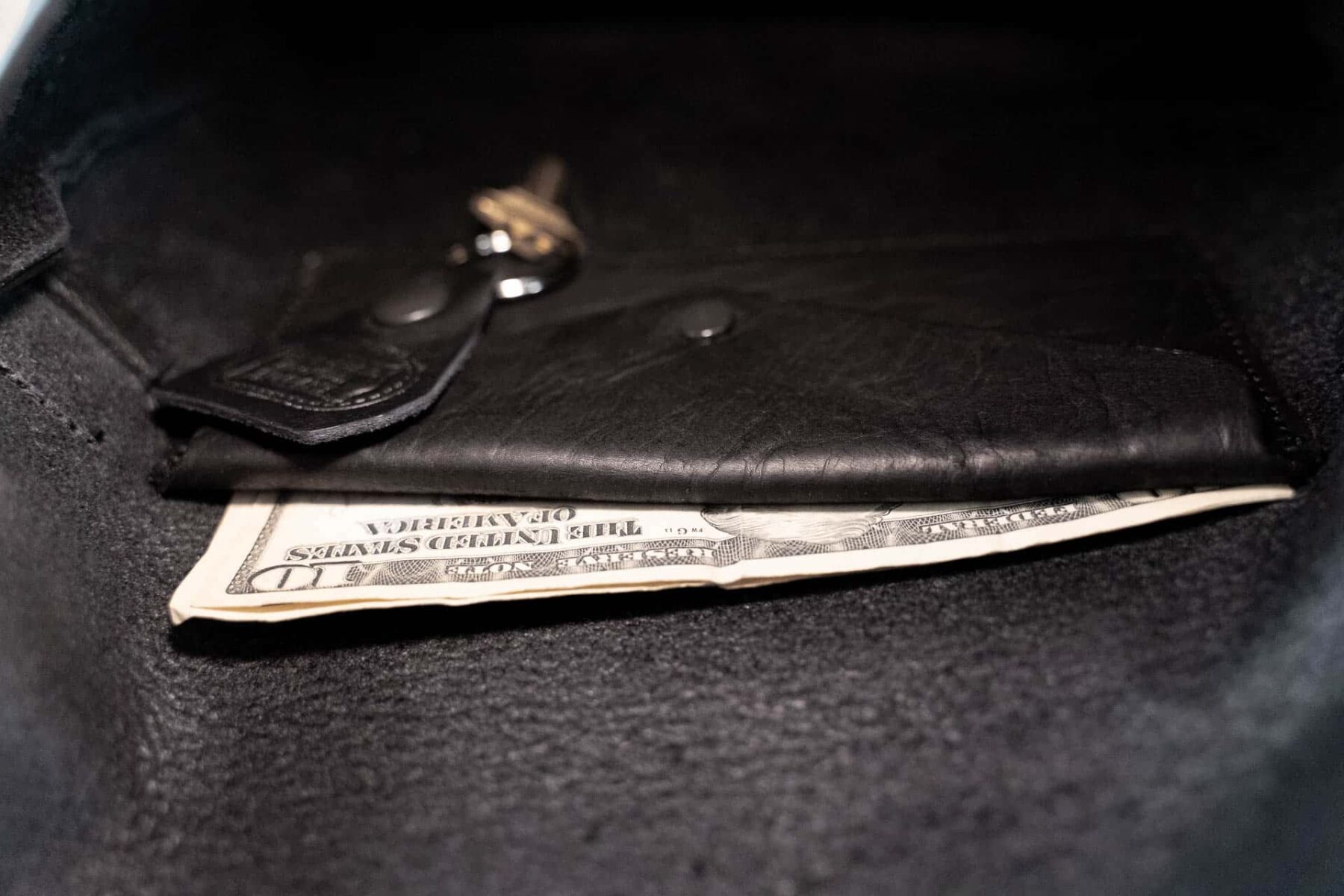 Native American Four Corners Emblem On Our Bison Leather Purse ...